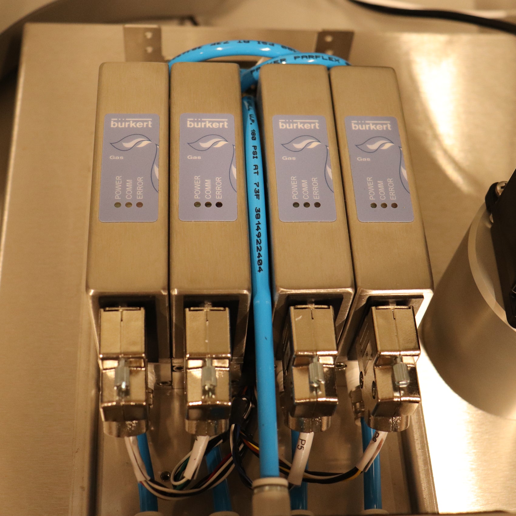 Eppendorf BioFlo 320 Bioprocess Control Station Fermenter Bioreactor