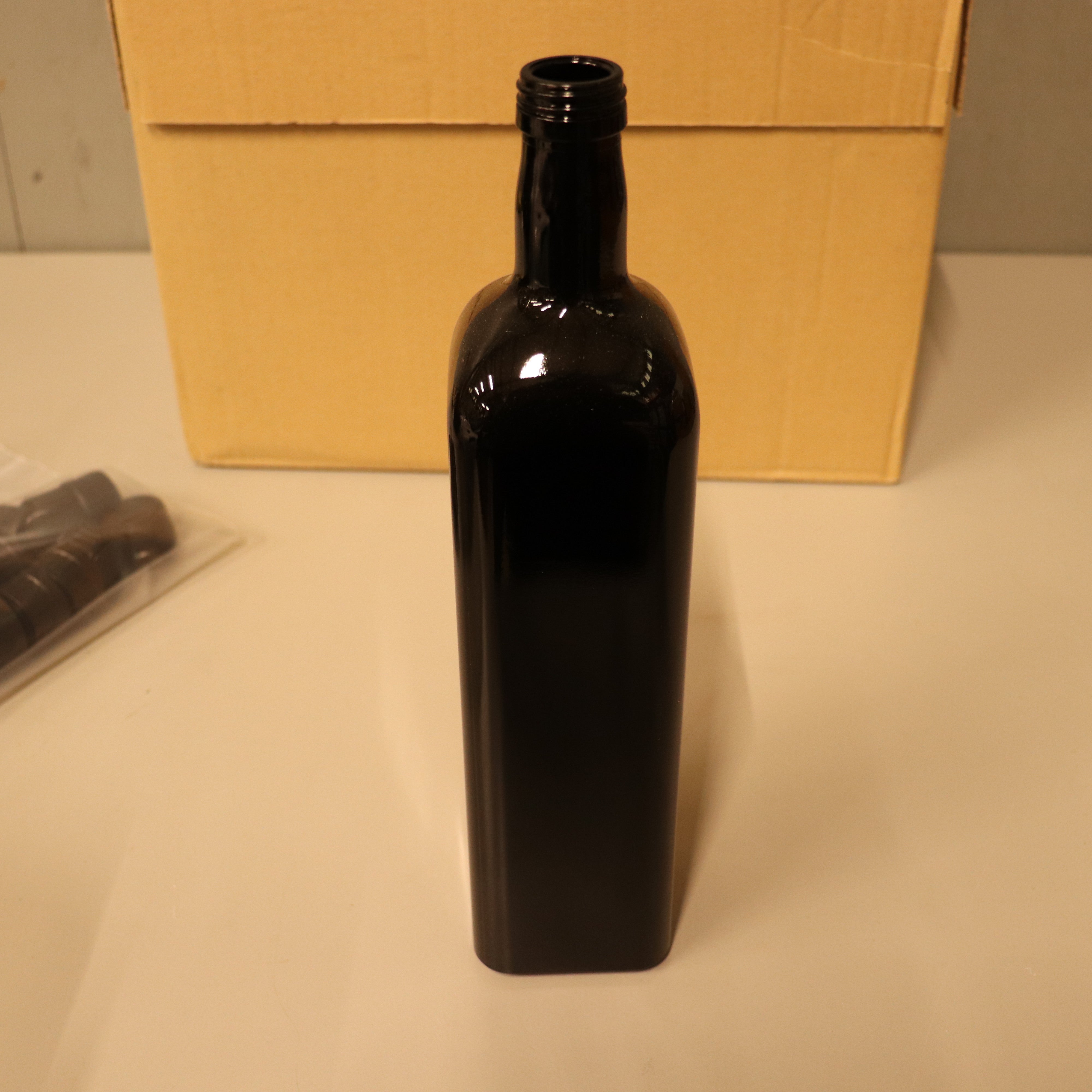 (15x) Miron Violetglass 1000mL Oil Glass Bottles w/ Caps FL-OEL-E-1LT-