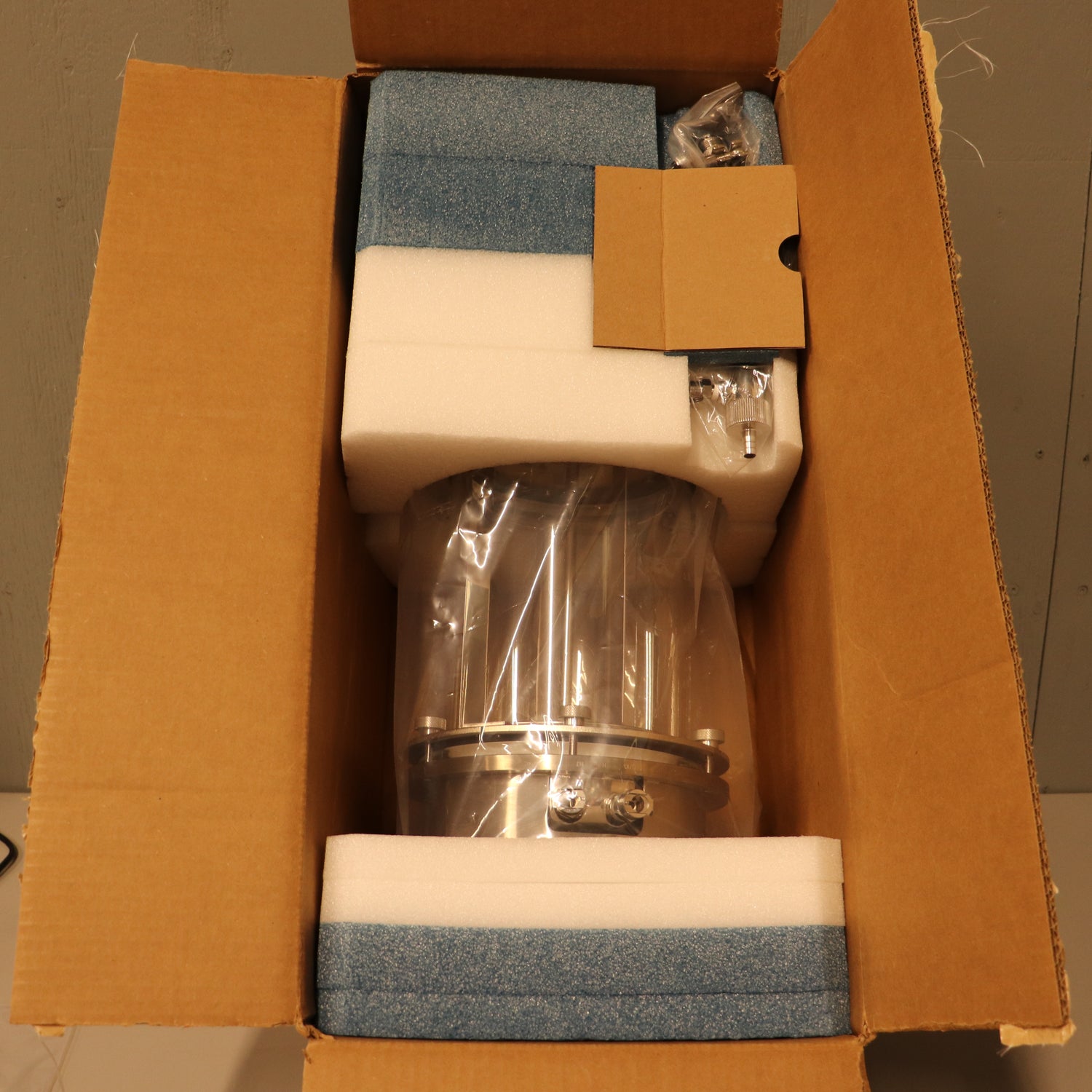 Eppendorf BioFlo 320 Glass Vessel Bioreactor 5L SS Dished Bottom M1379