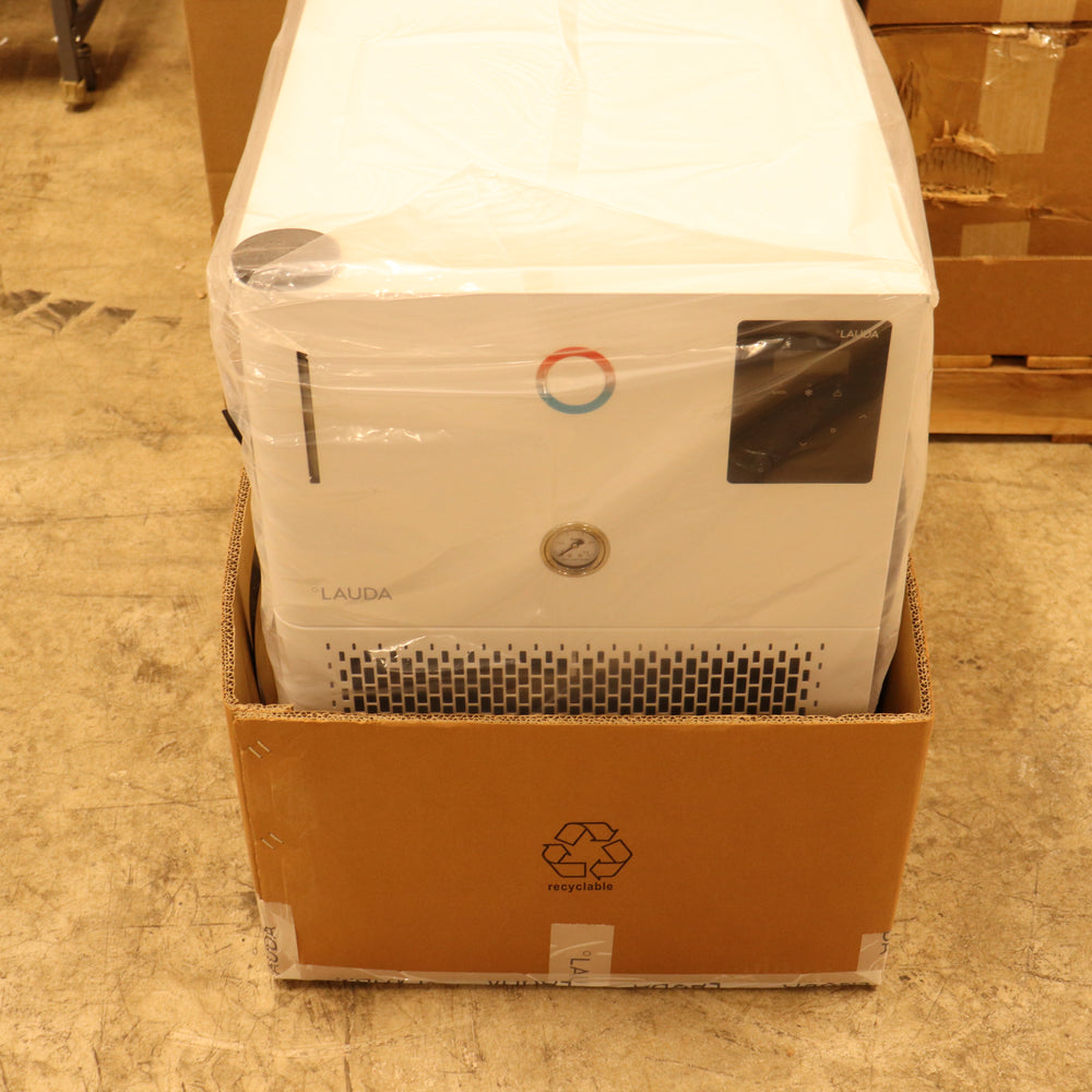 Lauda Microcool -10°C to 40°C Circulation Chiller MC1200