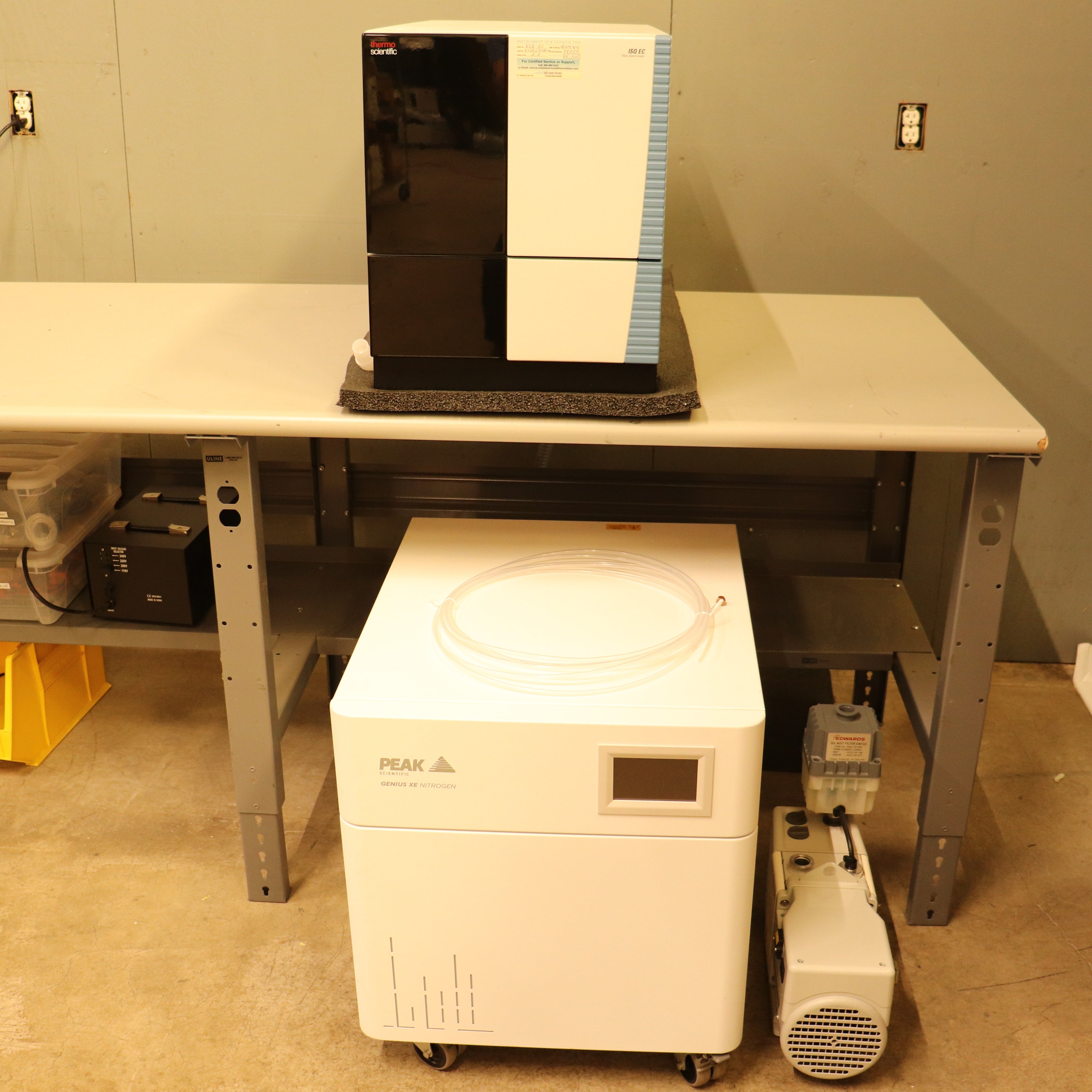 Thermo ISQ EC Single Quad Mass Spectrometer MS w/ Peak XE35 Nitrogen G