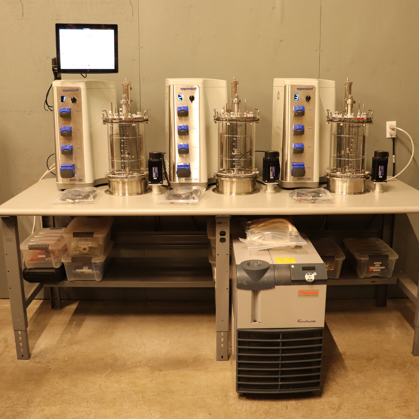 3x Eppendorf BioFlo 320 Bioprocess Control Station Fermenter Bioreacto