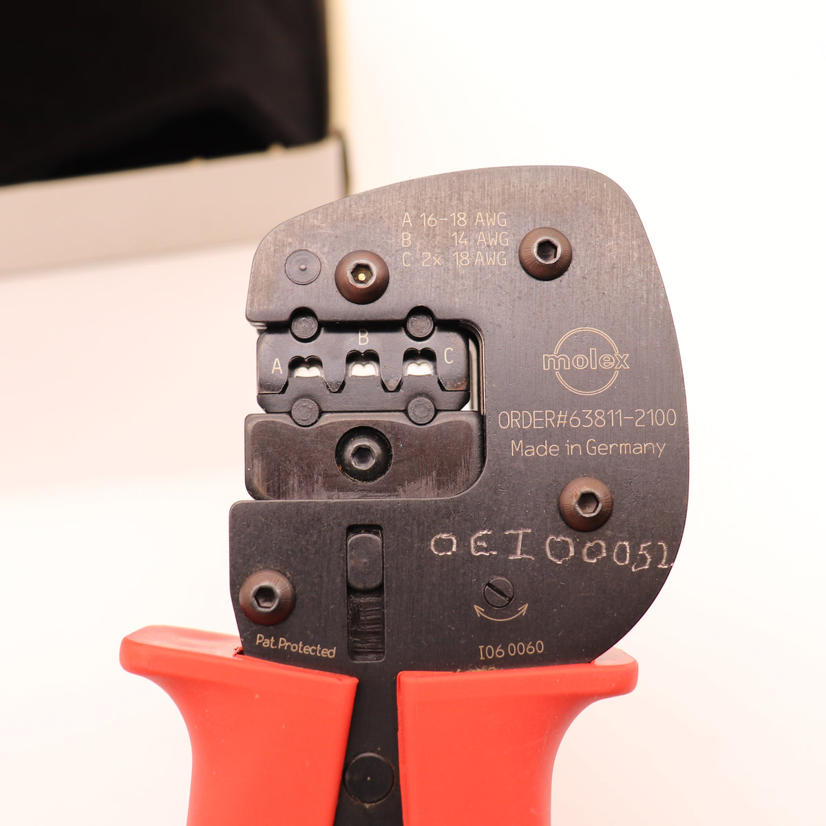 Molex Hand Crimp Tool Crimper 63811-2100 0638112100