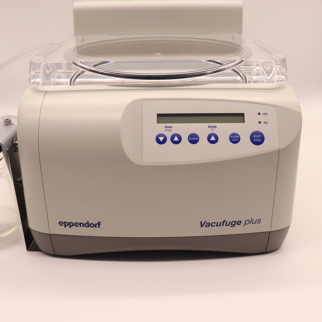 Eppendorf Vacufuge plus Centrifuge Concentrator 5305 w/ A-2-VC Rotor
