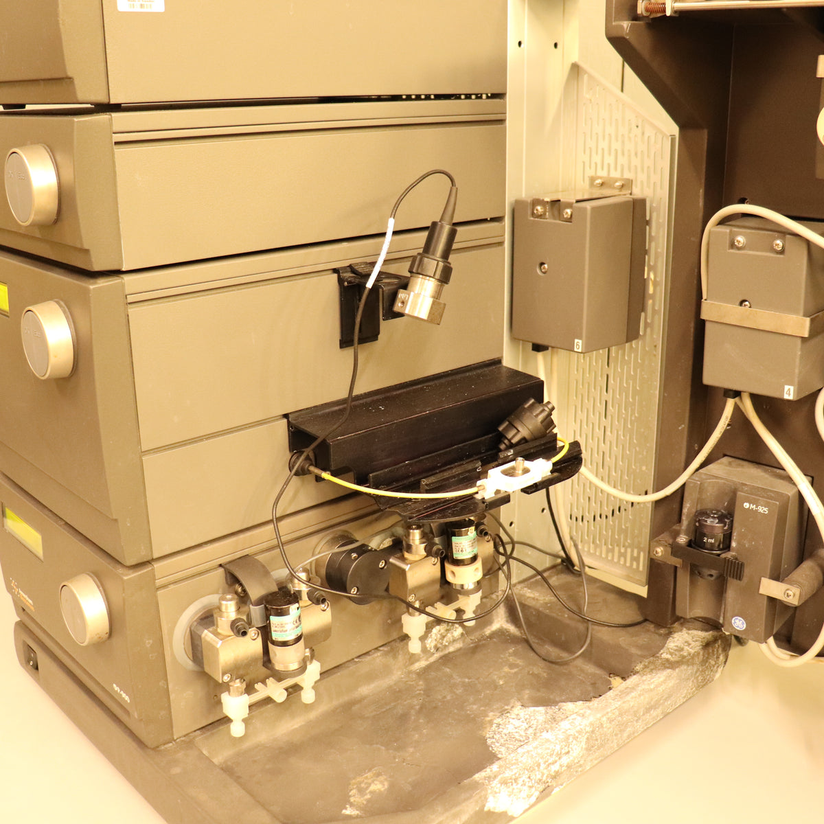 GE AKTA Explorer 100 FPLC System