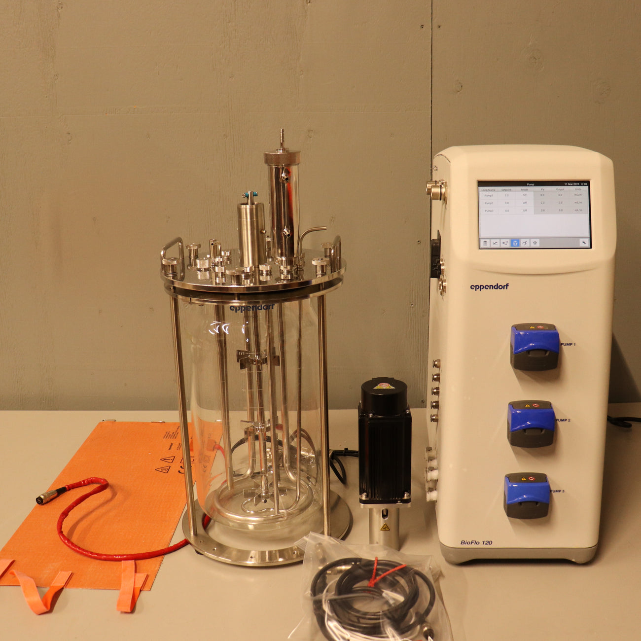 Eppendorf BioFlo 120 Bioreactor Fermenter System w/ 10L Vessel