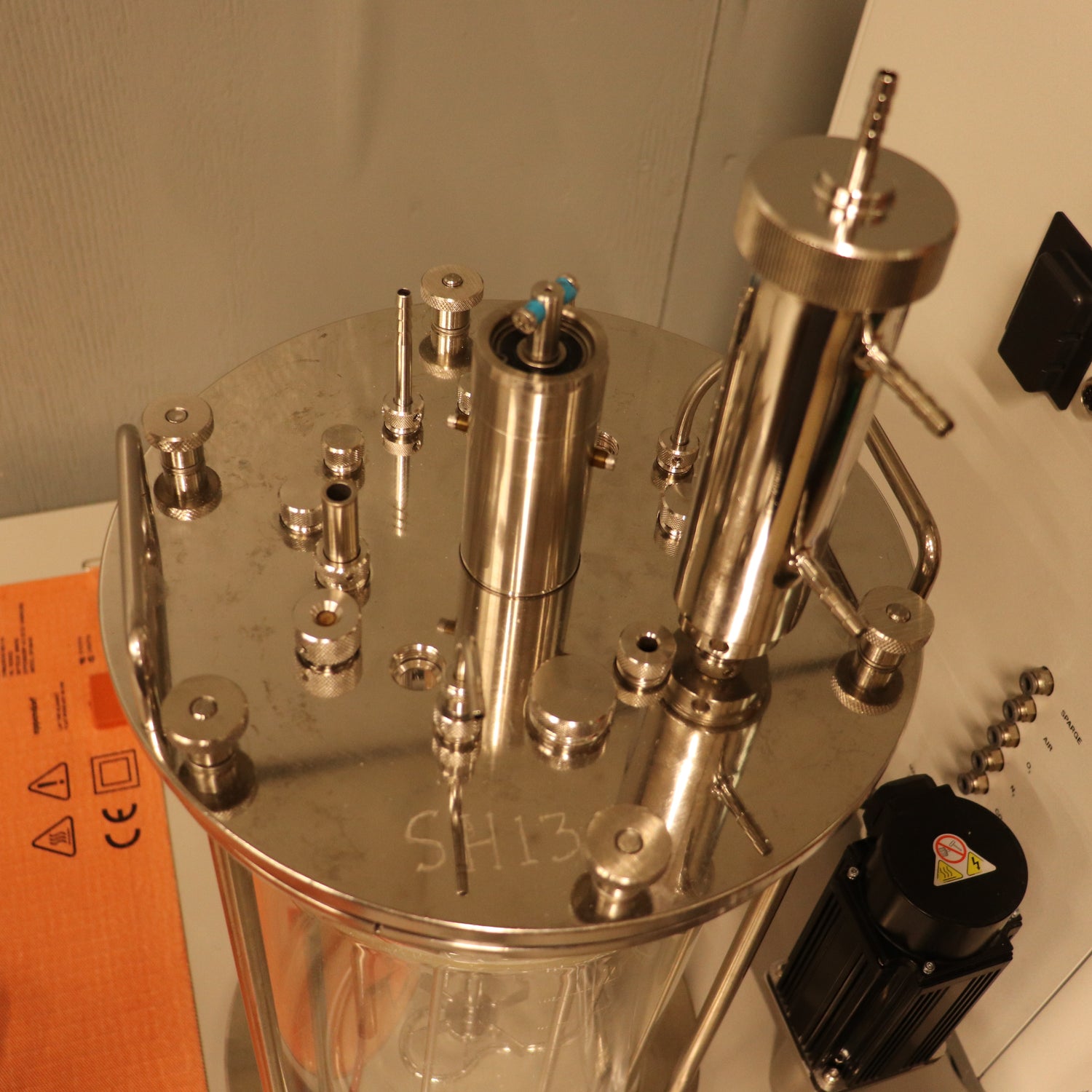 Eppendorf BioFlo 120 Bioreactor Fermenter System w/ 10L Vessel