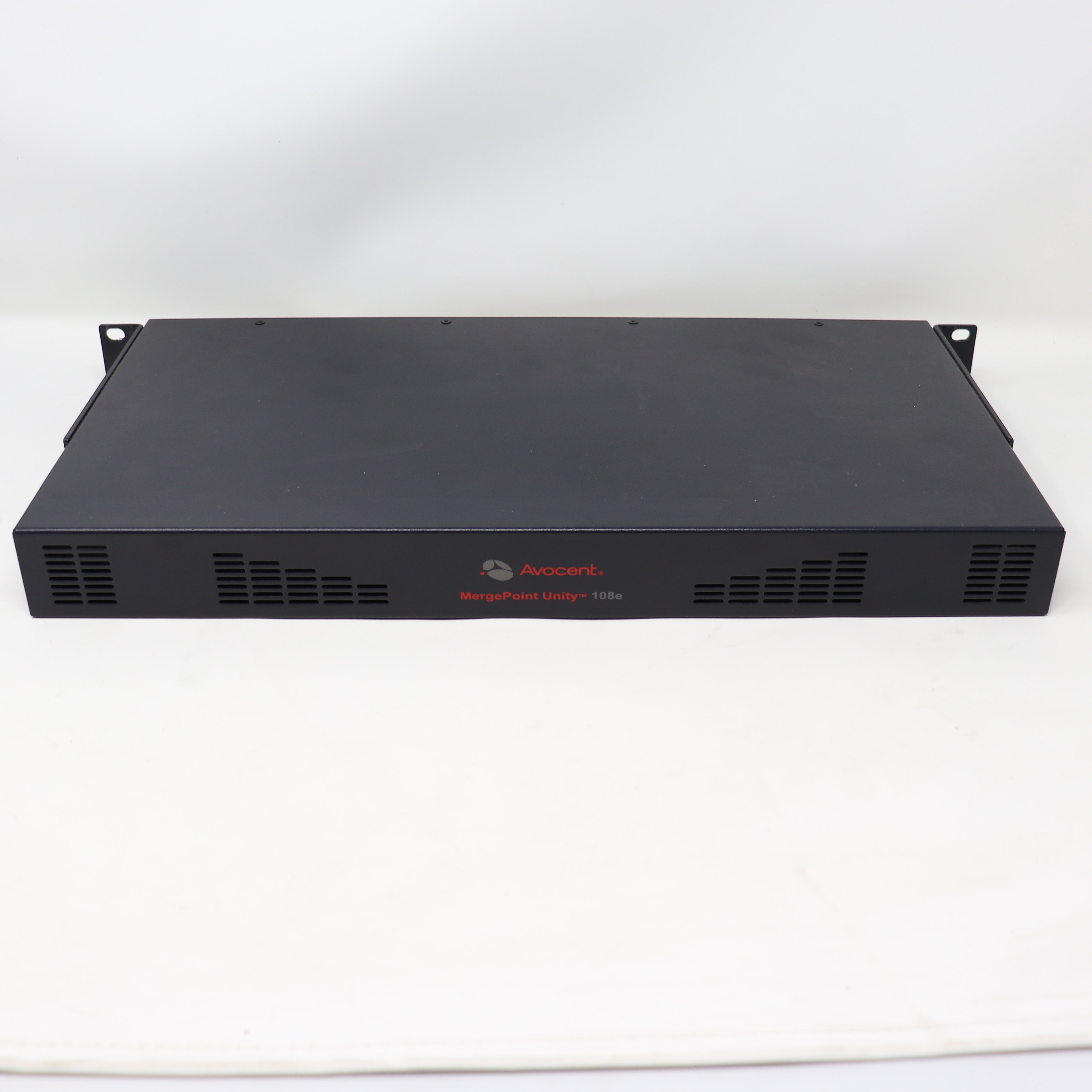 Vertiv/ Avocent KWM Over IP Switch MergePoint Unity 108e 8 port MPU108