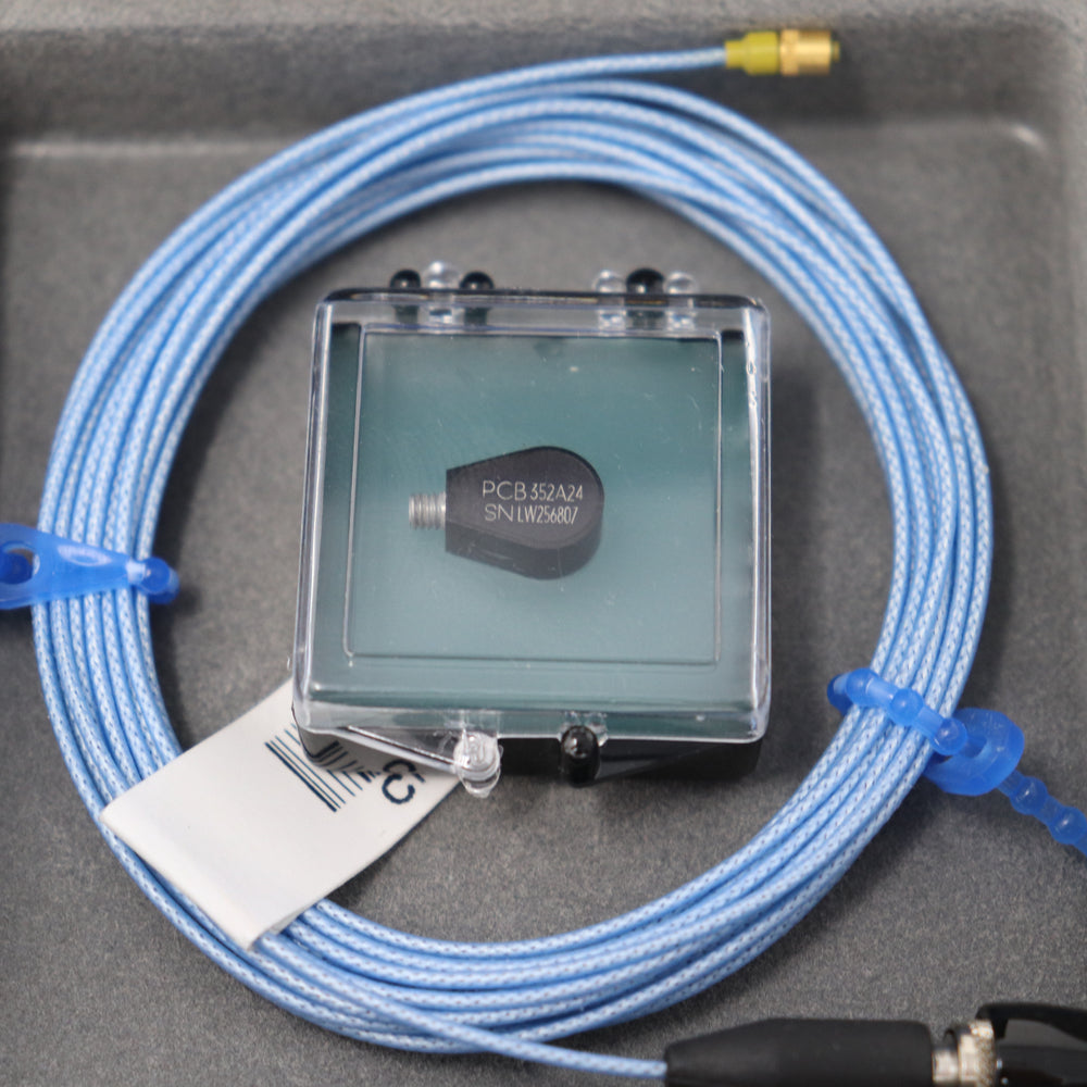 PCB Piezotronics ICP Accelerometer 352A24