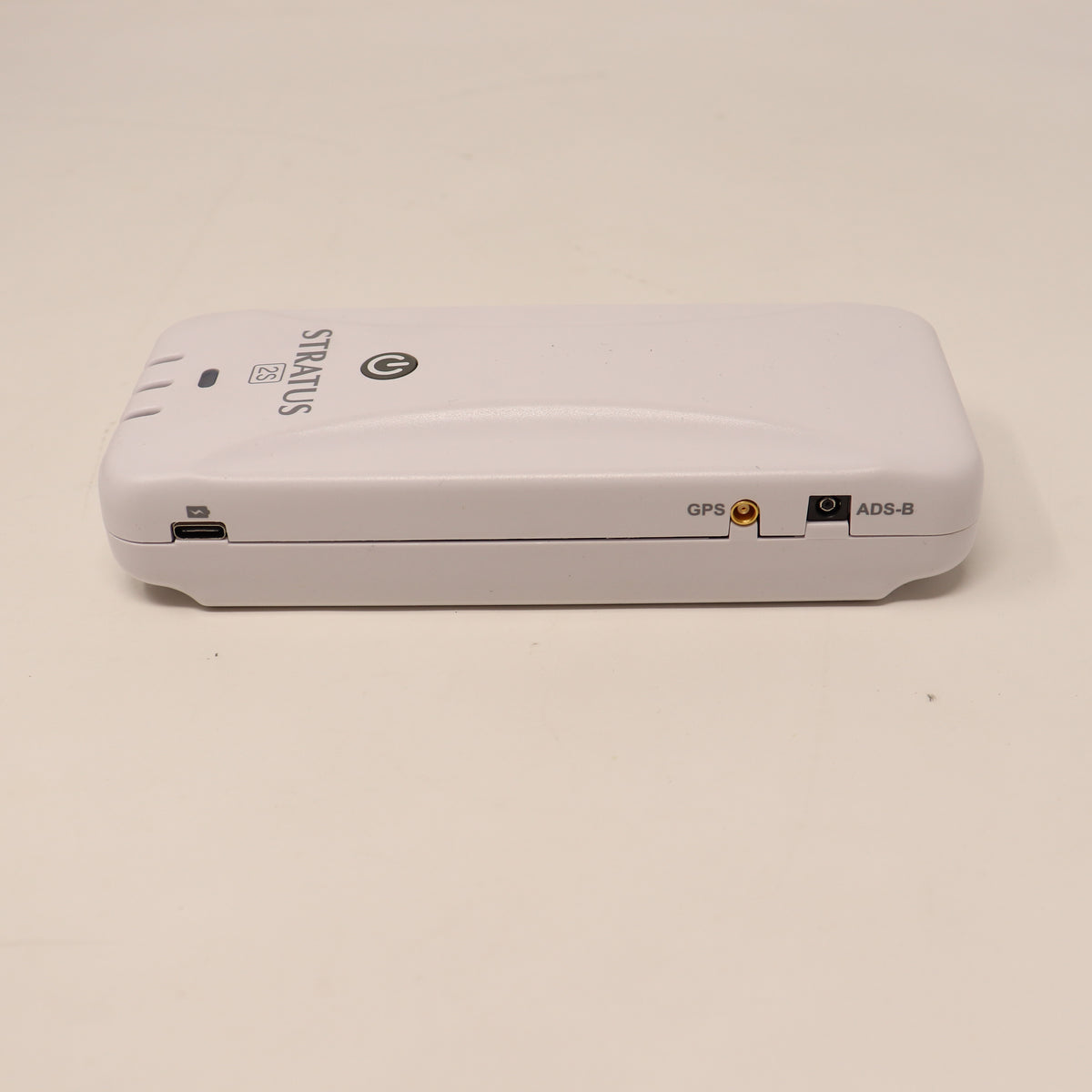 Appareo Stratus 2S Portable ADS-B Receiver with Suction Mount & Charge