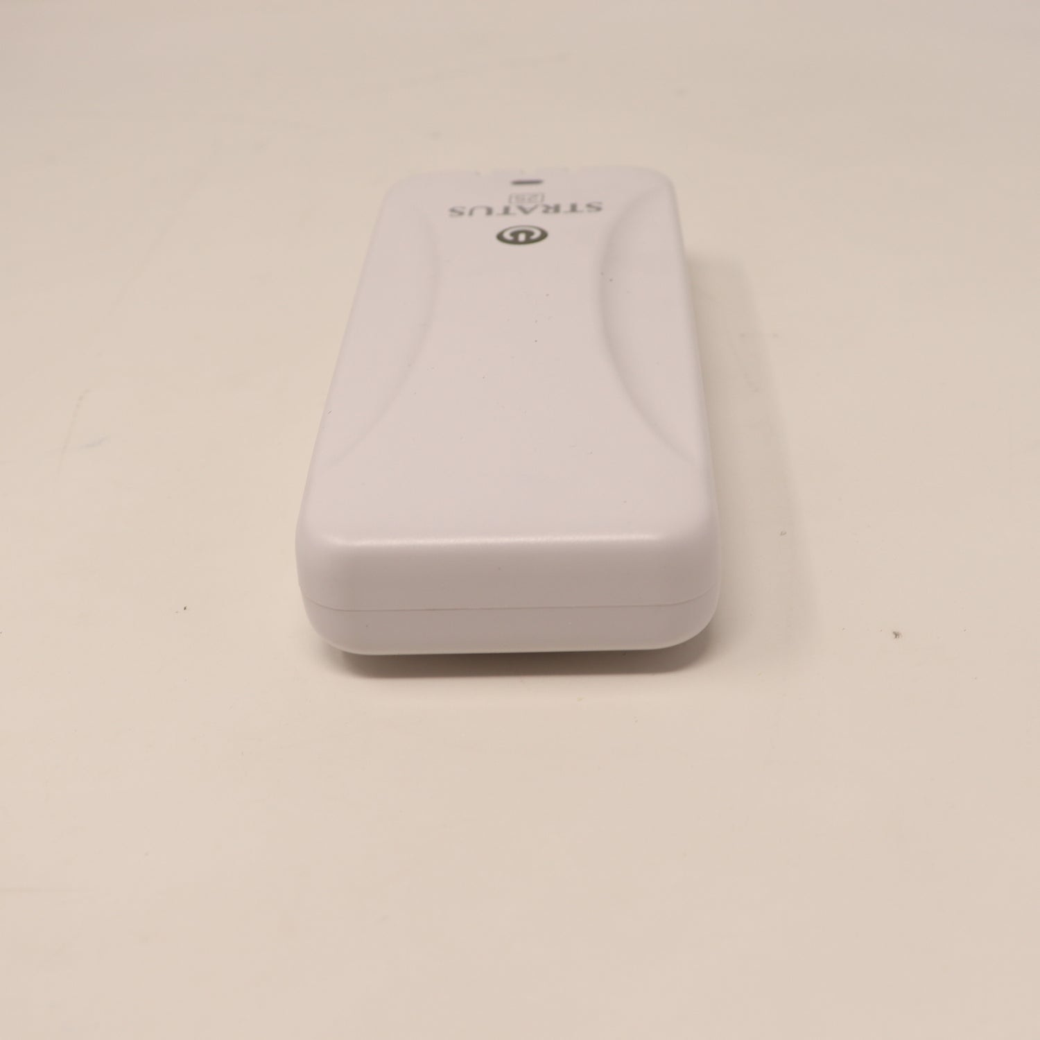 Appareo Stratus 2S Portable ADS-B Receiver with Suction Mount & Charge