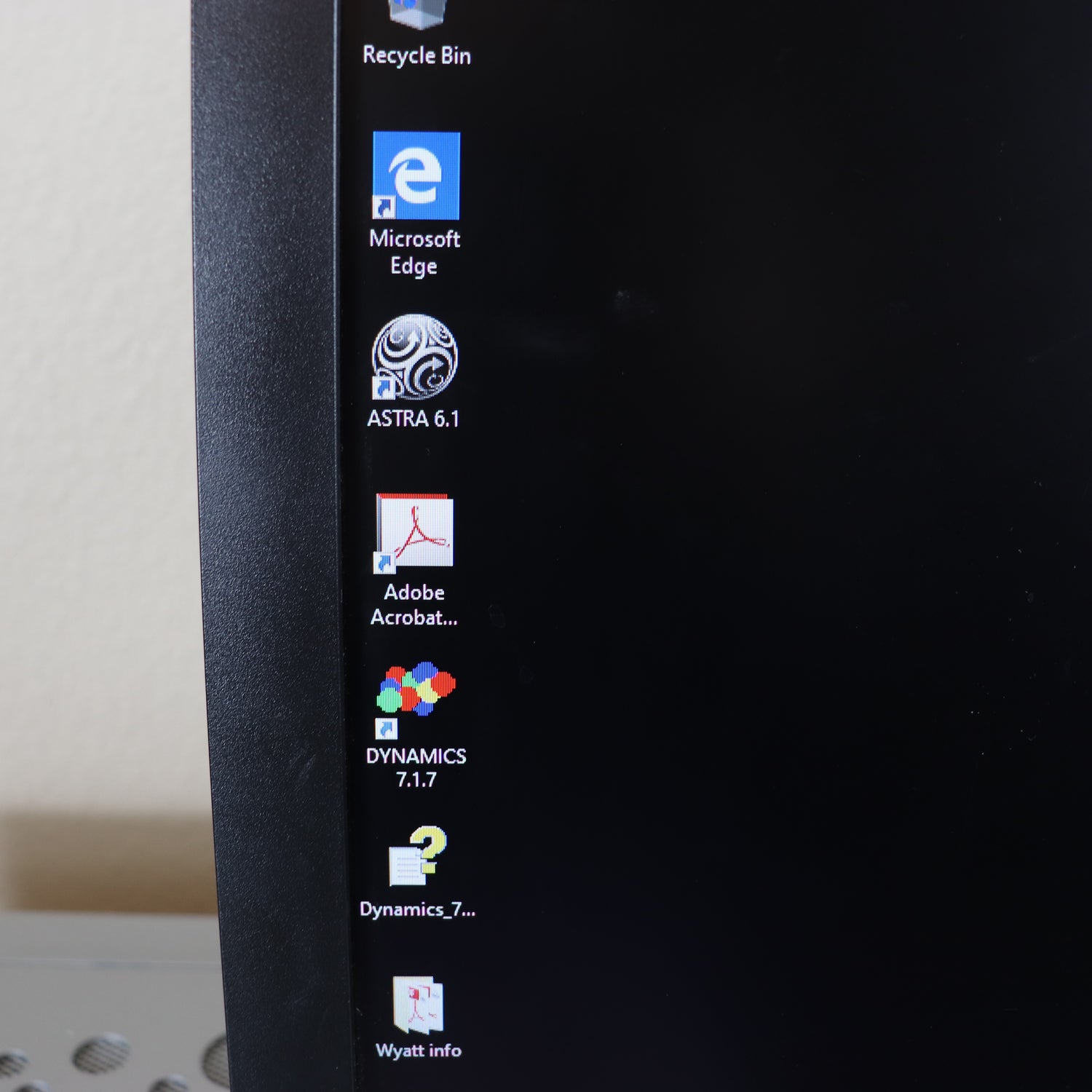 Wyatt DynaPro DLS Plate Reader WPR-11 w/ Dynamics 7.1 Software