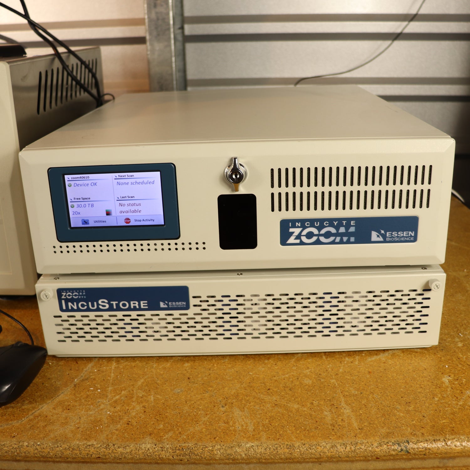 Essen Bioscience IncuCyte Zoom Live-Cell Analysis System