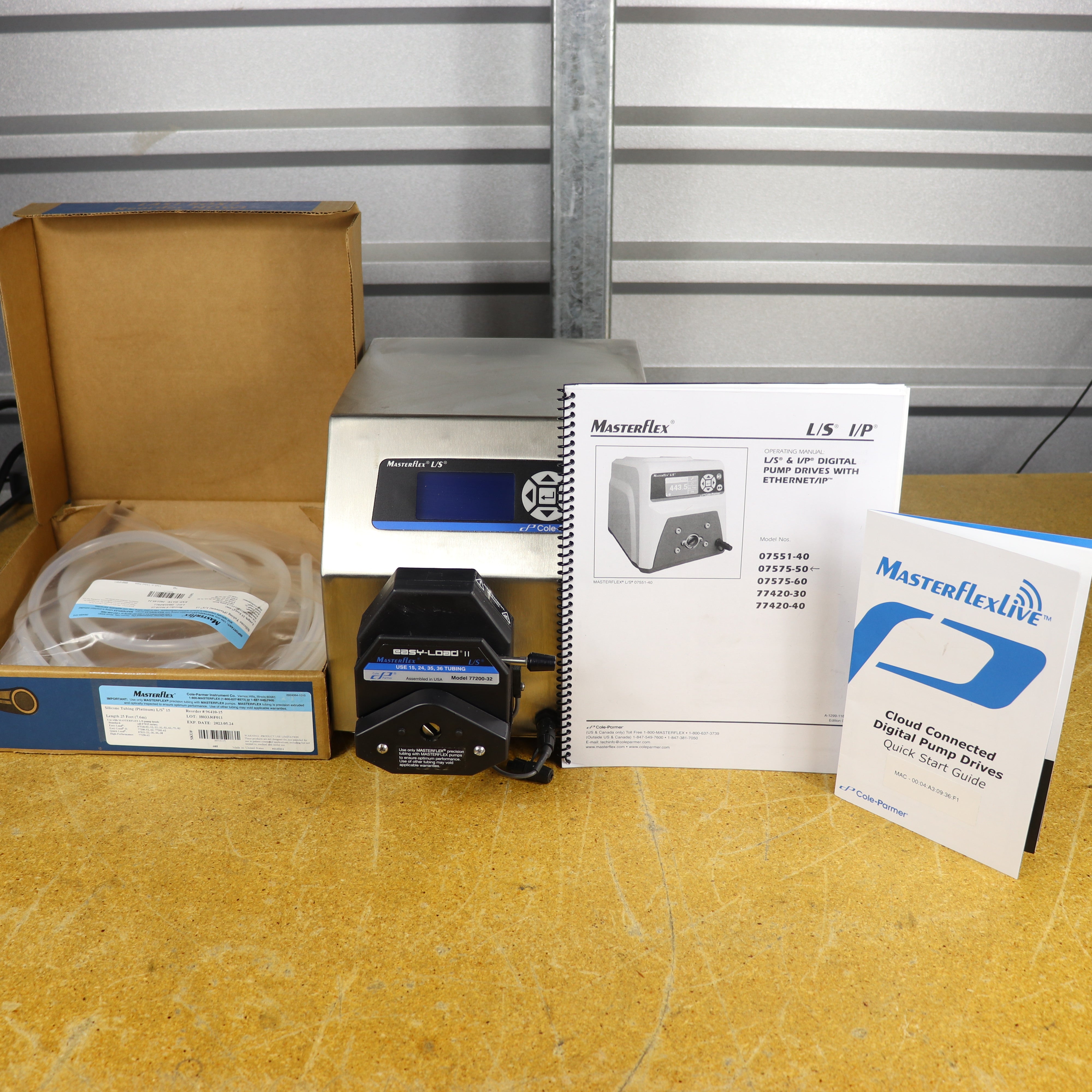 MasterFlex L/S Digital Console Drive 07575-00 w/ Easy-Load II Head 1-6