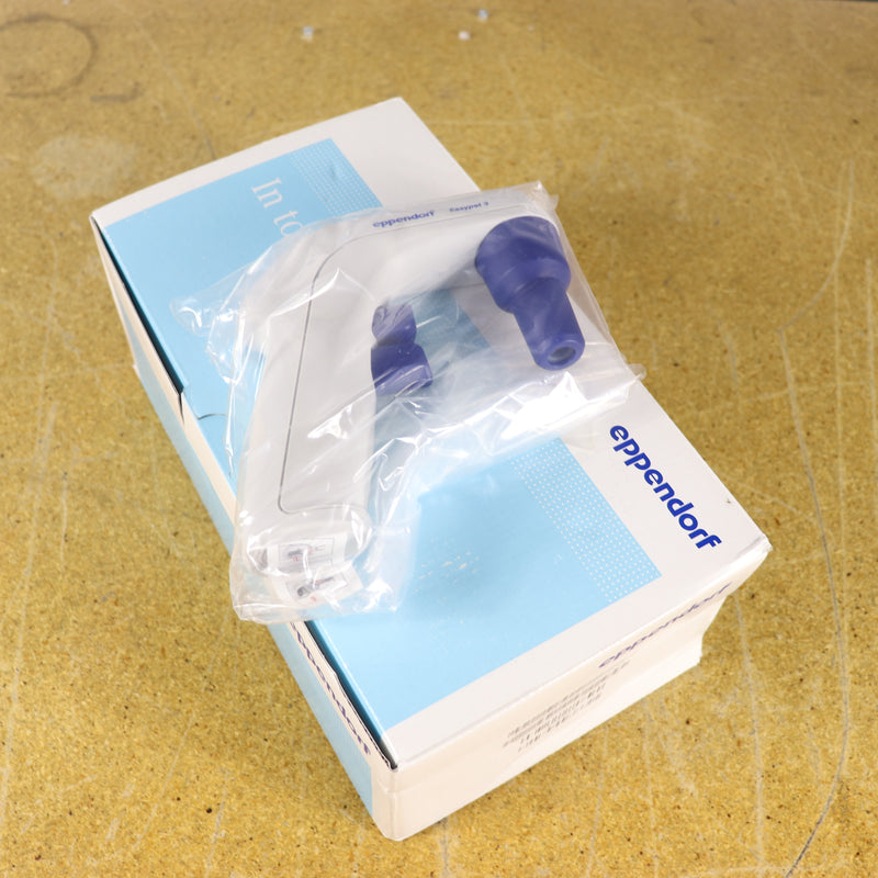 Eppendorf Easypet 3 Electronic Pipette Controller 0.1-100mL 4430000018