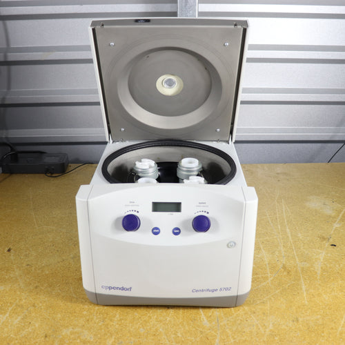 Eppendorf 5702 Centrifuge with A-4-38 Rotor
