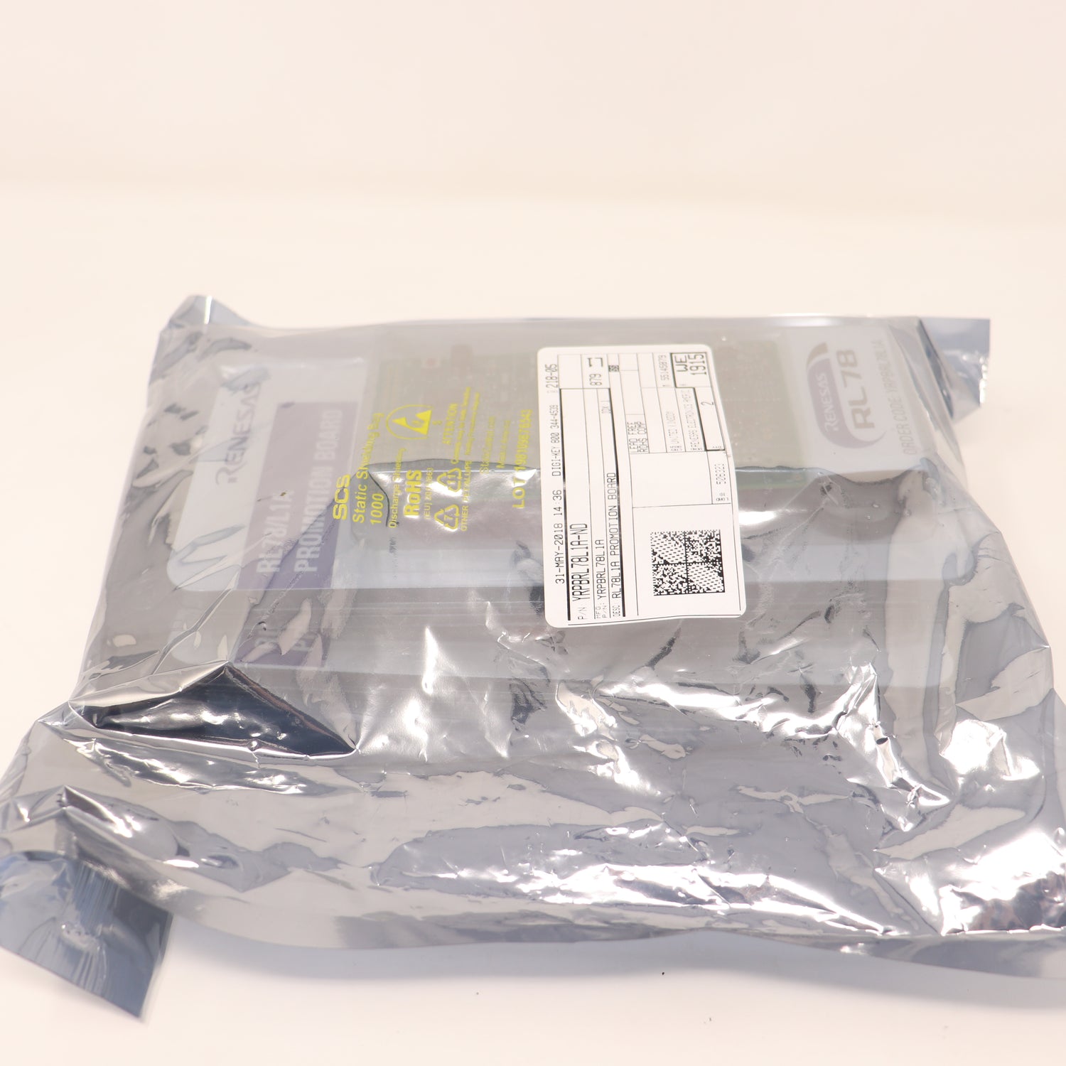 (2) Renesas YRPBRL78L1A RL78/L1A MCU Promotion Board