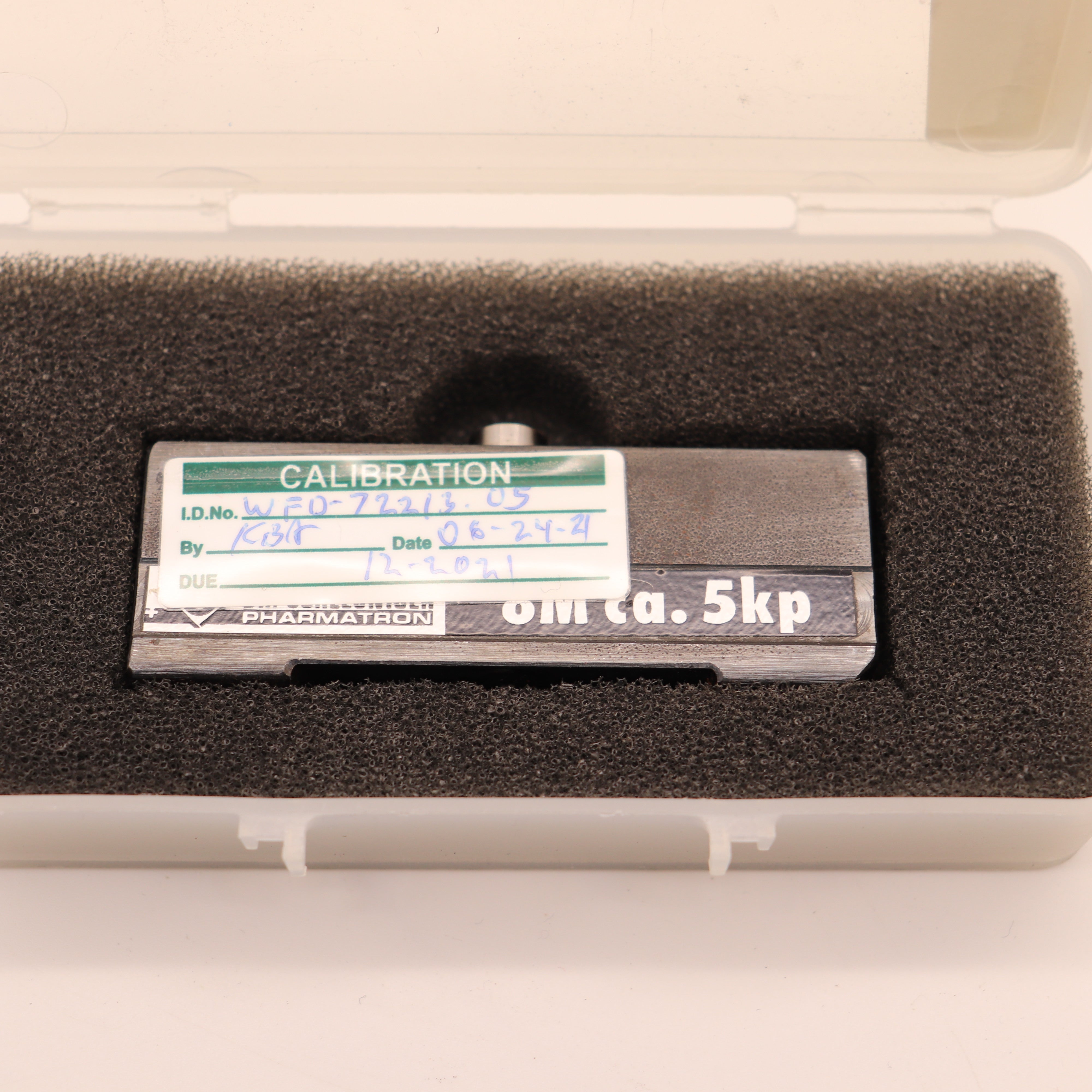 Dr. Schleuniger Pharmatron 8M Mechanical Tablet 5kp