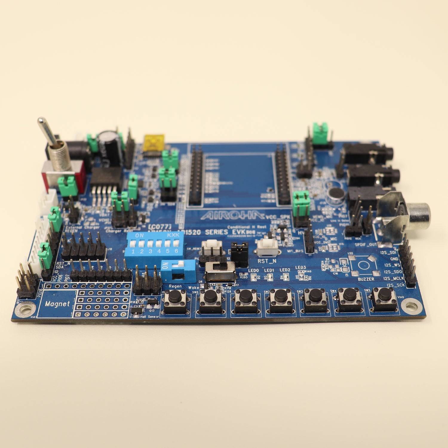 Airoha AB1528 Bluetooth Evaluation Kit